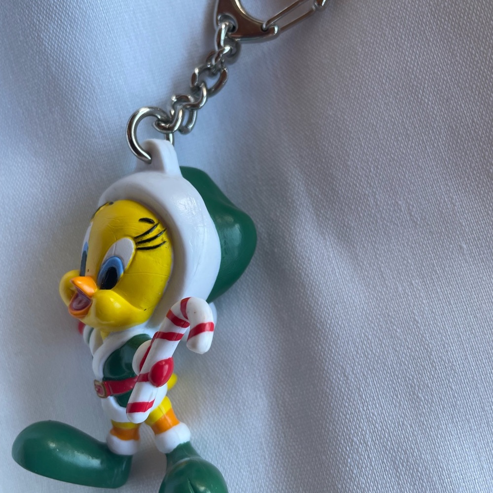 Warner Brothers Vintage Tweety Bird Keychain Christma… - Gem